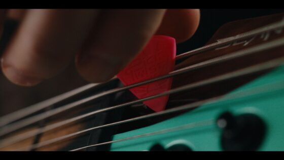 Revolutionary Guitar Pick Design Transforms Playing Experience With ...