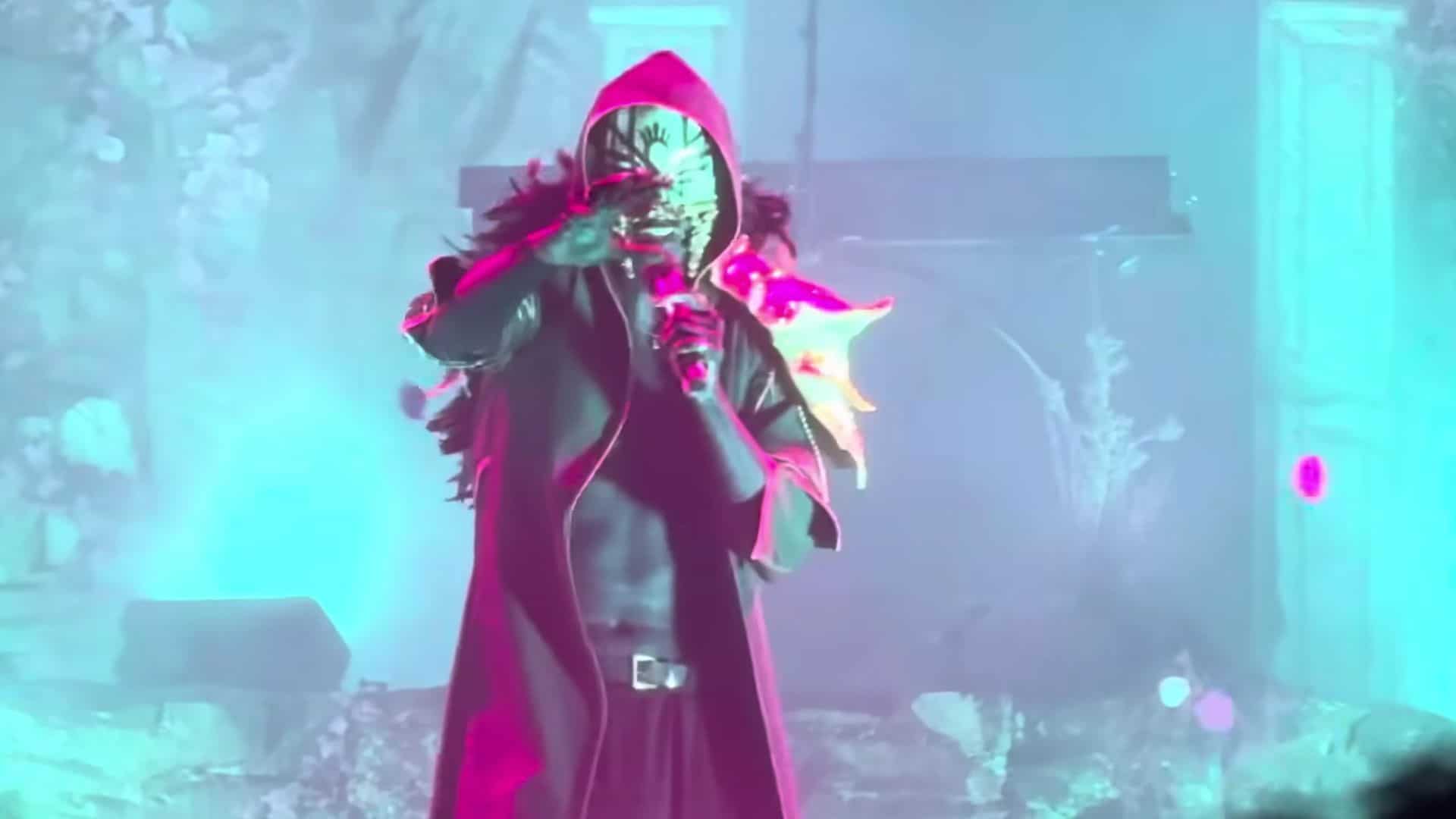 SLEEP TOKEN Fans Slammed For Dropping Crowd Surfers At Louder Than Life