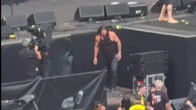 JASON MOMOA Joins The Pit During PANTERA’s ‘Cowboys From Hell’ At BLACK ...