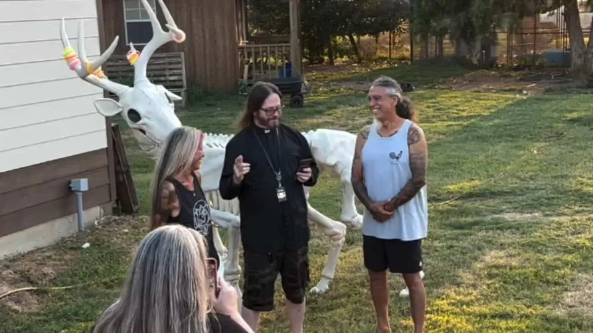 GARY HOLT Officiates SLAYER Frontman TOM ARAYA’s Vow Renewal Ceremony ...